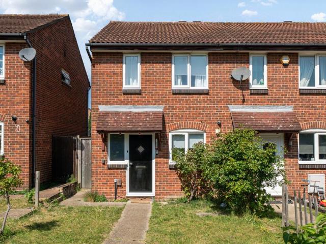 2 bedroom end of terrace house for sale