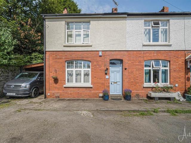 2 bedroom end of terrace house for sale