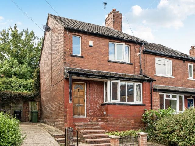 2 bedroom end of terrace house for sale