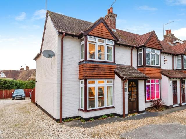 2 bedroom end of terrace house for sale