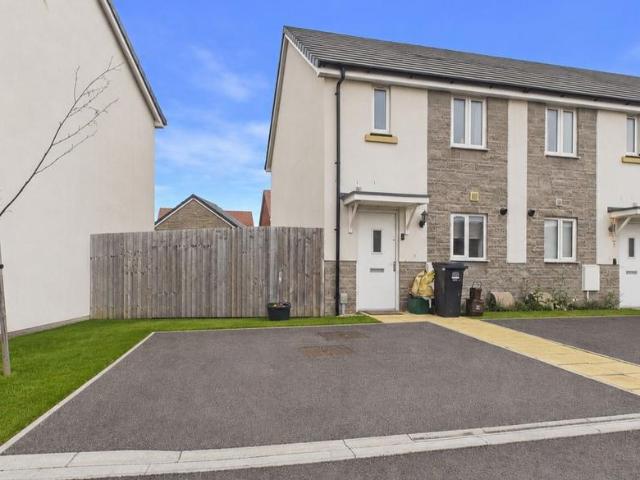 2 bedroom end of terrace house for sale
