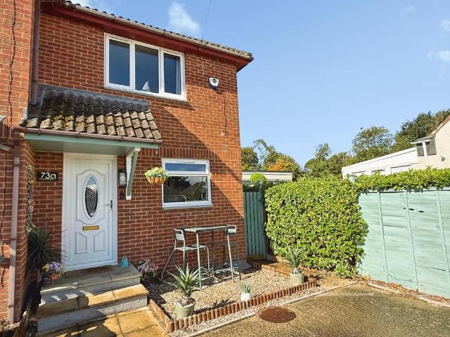 2 bedroom end of terrace house for sale
