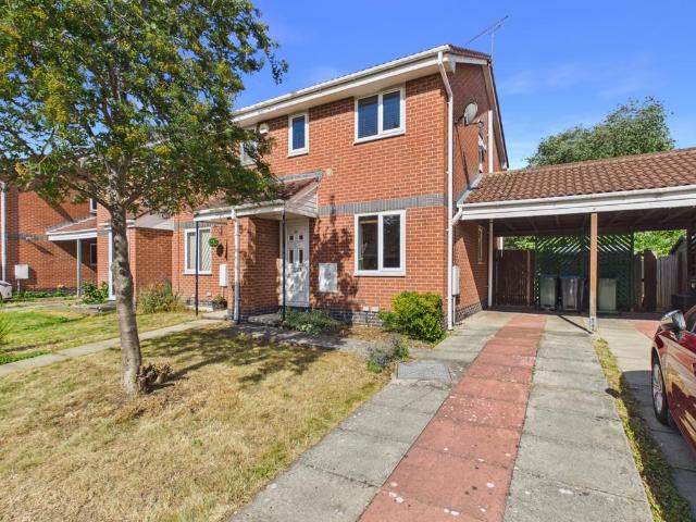2 bedroom end of terrace house for sale