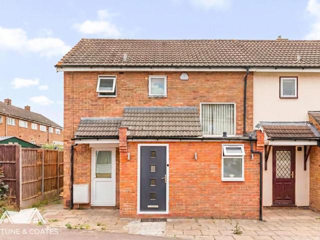 2 bedroom end of terrace house for sale