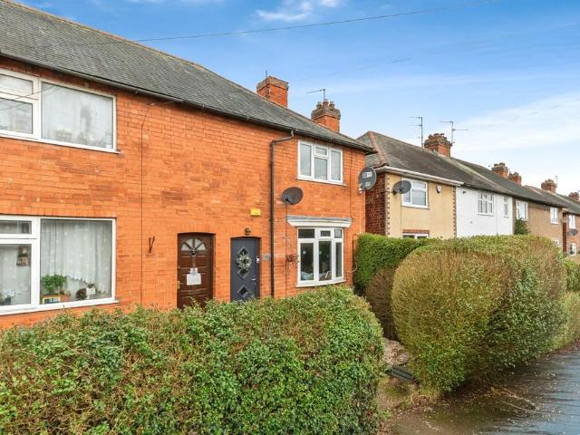 2 bedroom end of terrace house for sale