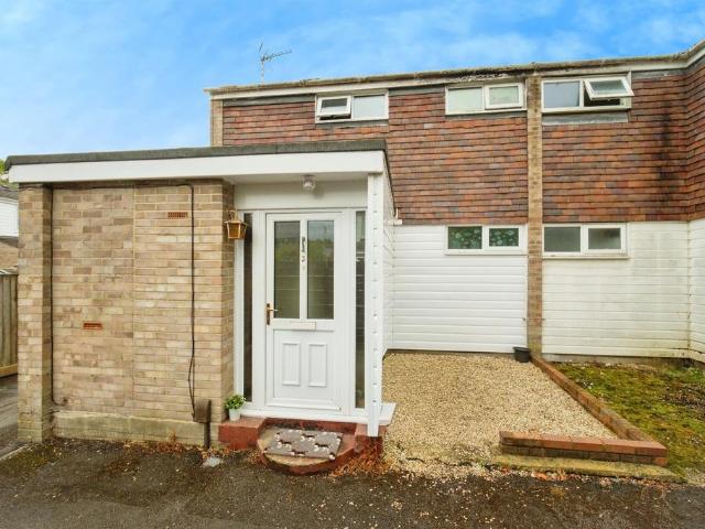 2 bedroom end of terrace house for sale