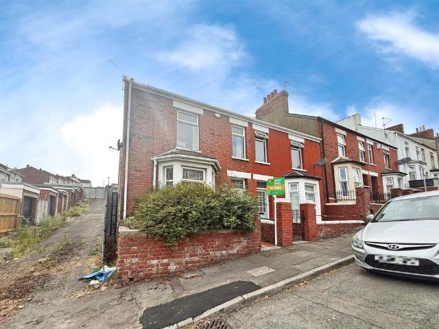 2 bedroom end of terrace house for sale