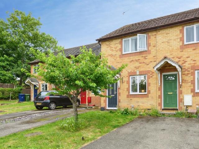 2 bedroom end of terrace house for sale