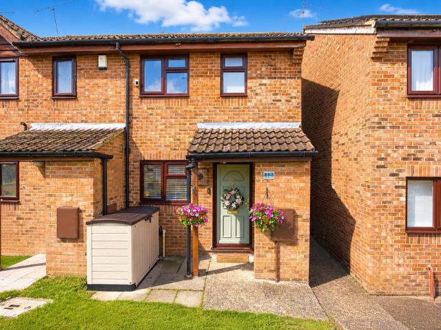 2 bedroom end of terrace house for sale