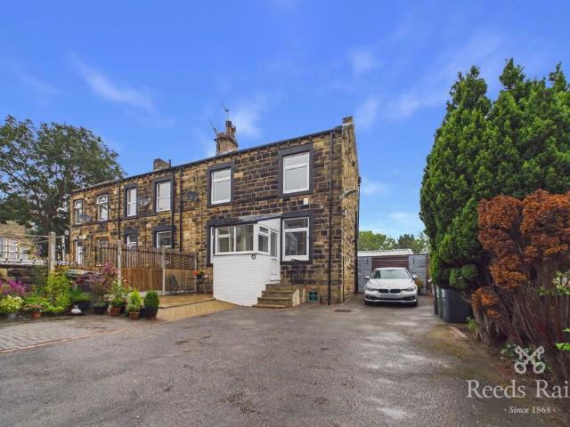 2 bedroom end of terrace house for sale