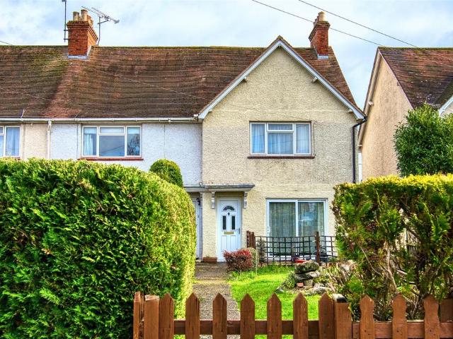 2 bedroom end of terrace house for sale