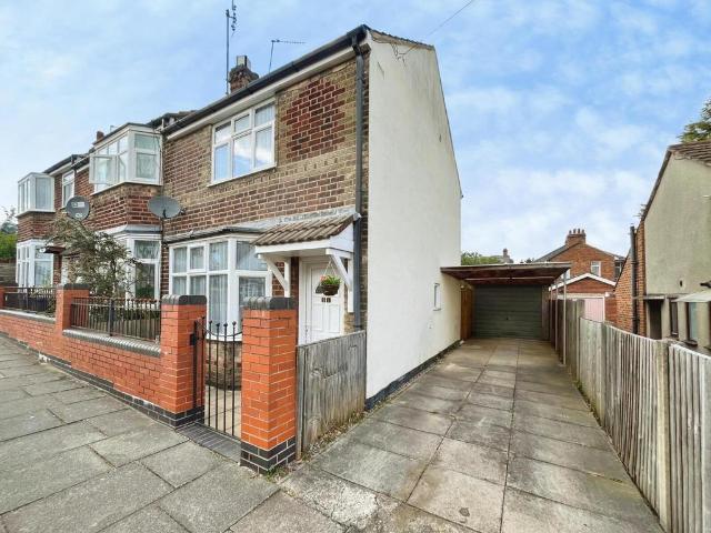 2 bedroom end of terrace house for sale