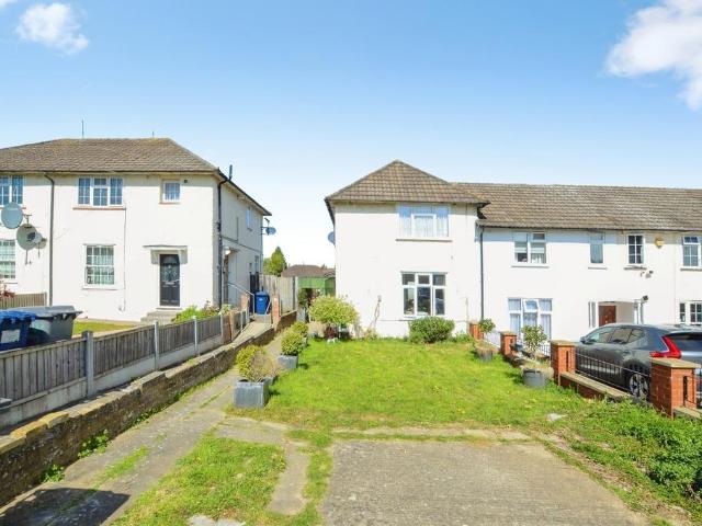2 bedroom end of terrace house for sale