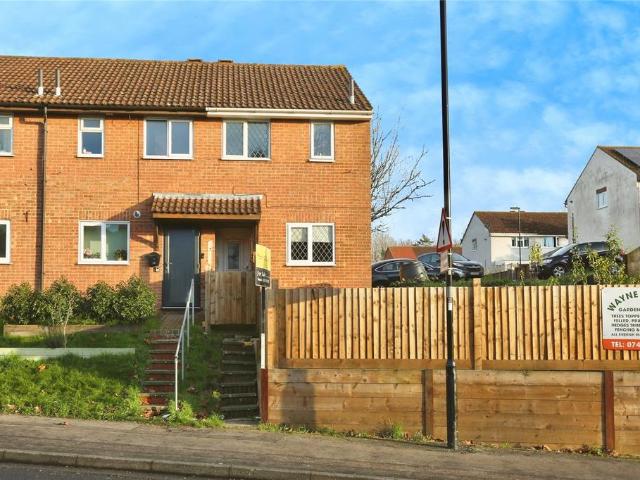 2 bedroom end of terrace house for sale