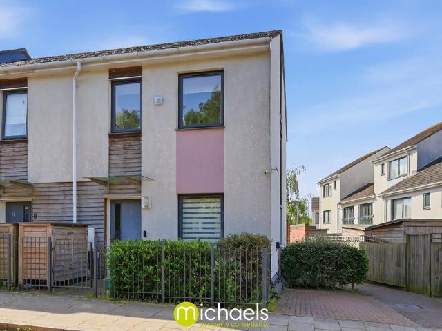 2 bedroom end of terrace house for sale