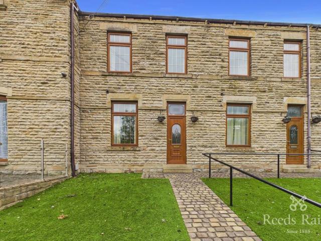 2 bedroom end of terrace house for sale