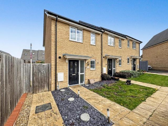 2 bedroom end of terrace house for sale