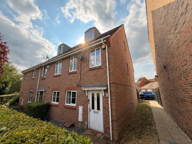 2 bedroom end of terrace house for sale