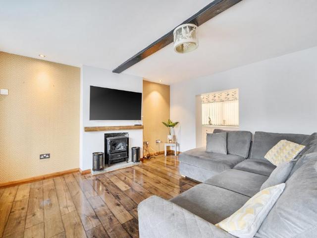 2 bedroom end of terrace house for sale
