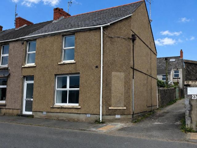 2 bedroom end of terrace house for sale