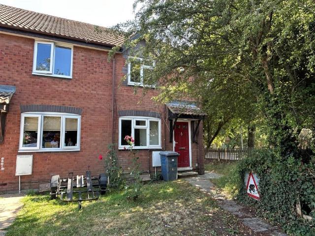 2 bedroom end of terrace house for sale