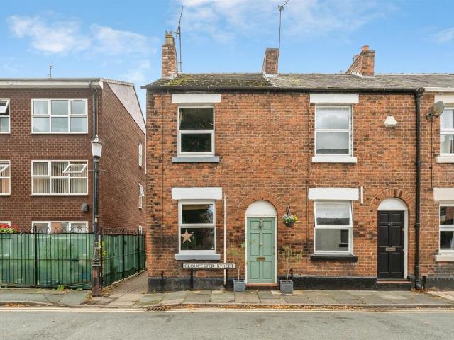 2 bedroom end of terrace house for sale