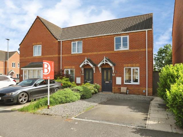 2 bedroom end of terrace house for sale