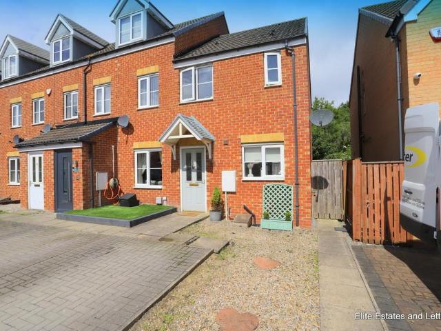 2 bedroom end of terrace house for sale