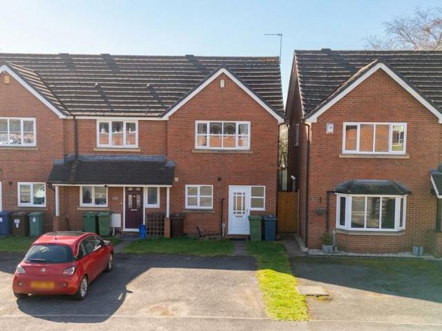 2 bedroom end of terrace house for sale