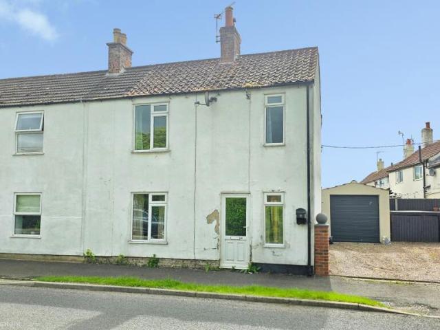 2 bedroom end of terrace house for sale
