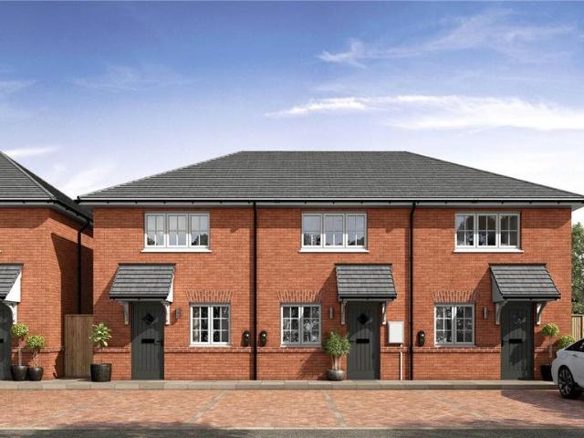 2 bedroom end of terrace house for sale