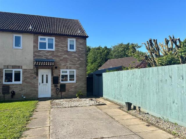 2 bedroom end of terrace house for sale