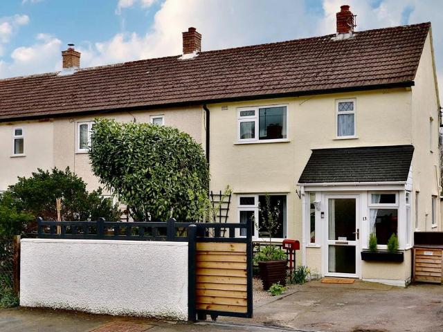 2 bedroom end of terrace house for sale