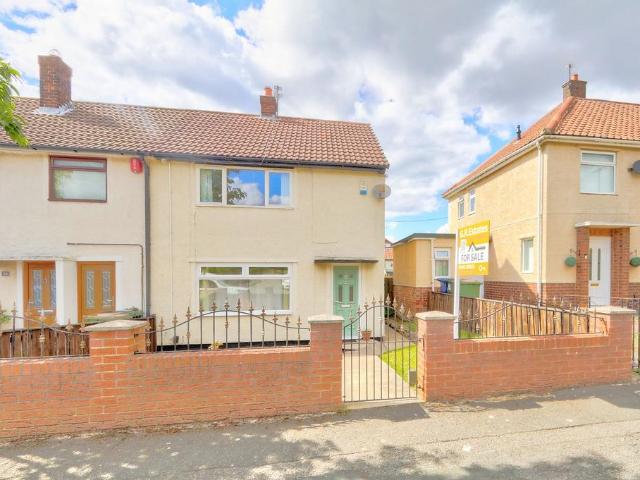 2 bedroom end of terrace house for sale