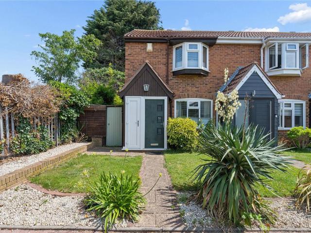 2 bedroom end of terrace house for sale