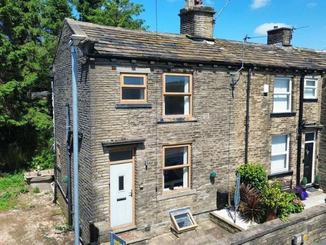 2 bedroom end of terrace house for sale