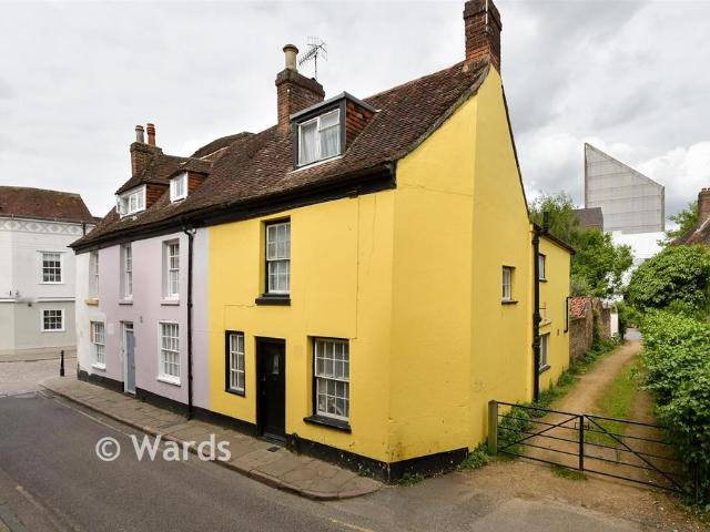 2 bedroom end of terrace house for sale