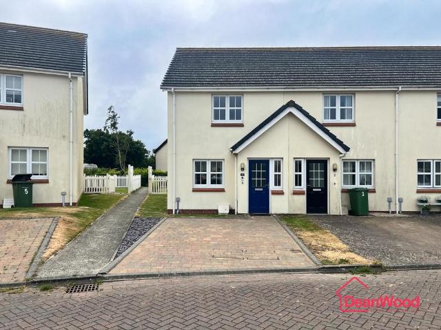2 bedroom end of terrace house for sale