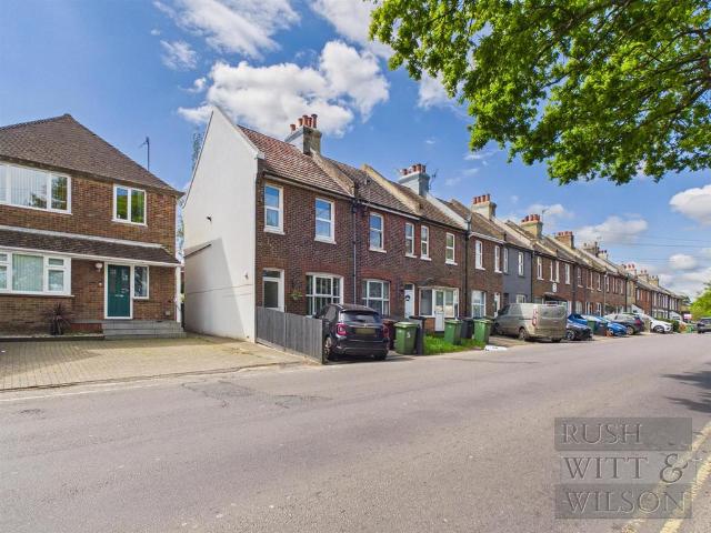 2 bedroom end of terrace house for sale