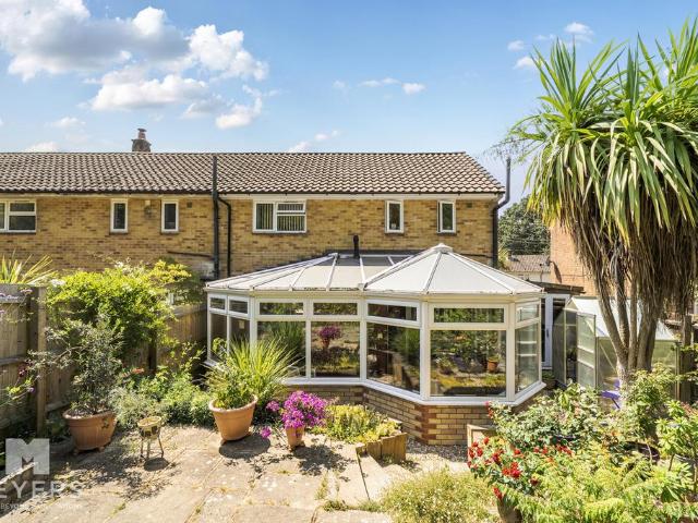2 bedroom end of terrace house for sale