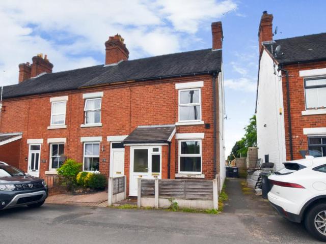 2 bedroom end of terrace house for sale