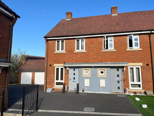 2 bedroom end of terrace house for sale