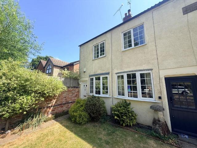 2 bedroom end of terrace house for sale