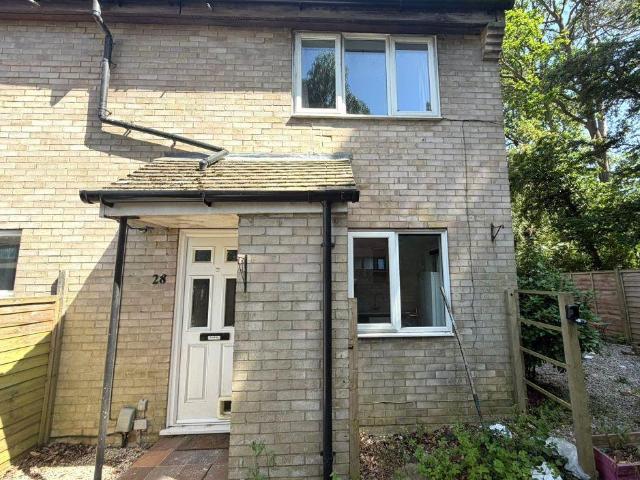2 bedroom end of terrace house for sale