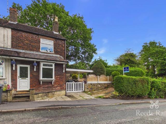 2 bedroom end of terrace house for sale