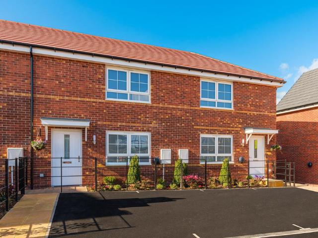 2 bedroom end of terrace house for sale