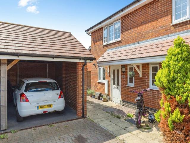 2 bedroom end of terrace house for sale