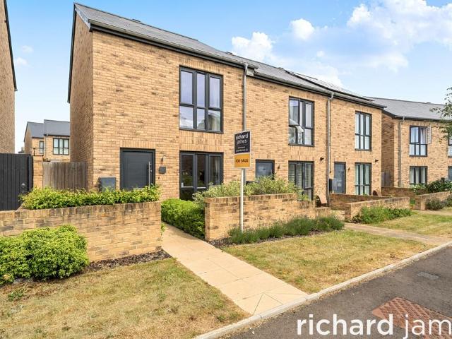 2 bedroom end of terrace house for sale