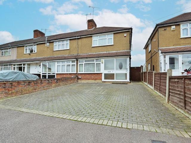 2 bedroom end of terrace house for sale