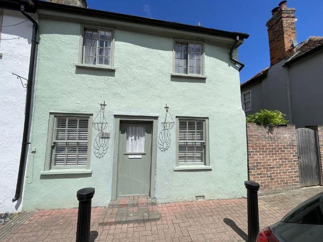 2 bedroom end of terrace house for sale